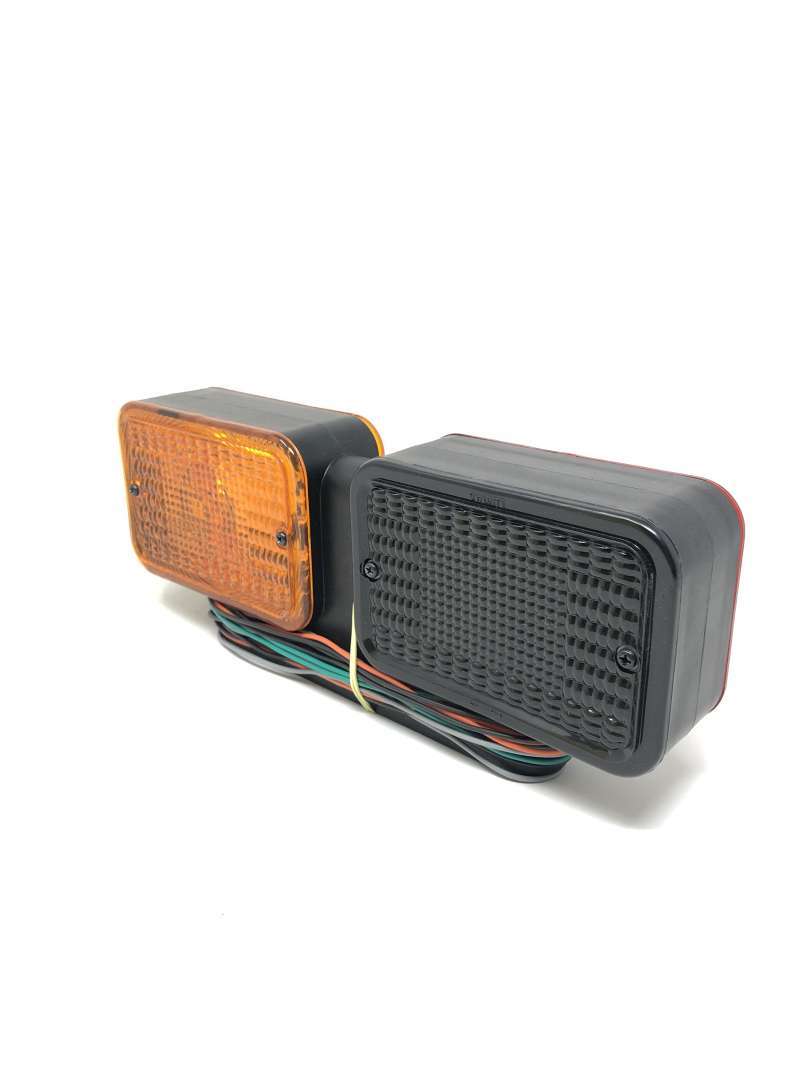 John Deere Lamp LVA14391 - Green Farm Parts